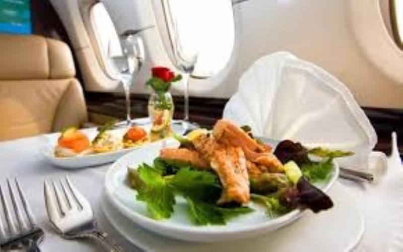 The Art of Plating and Presentation in VIP Flight Catering - Novel Soul